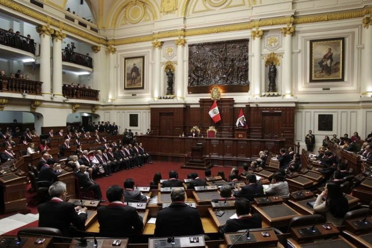 Congreso de Perú aprueba reforma de pensiones en primera votación ...